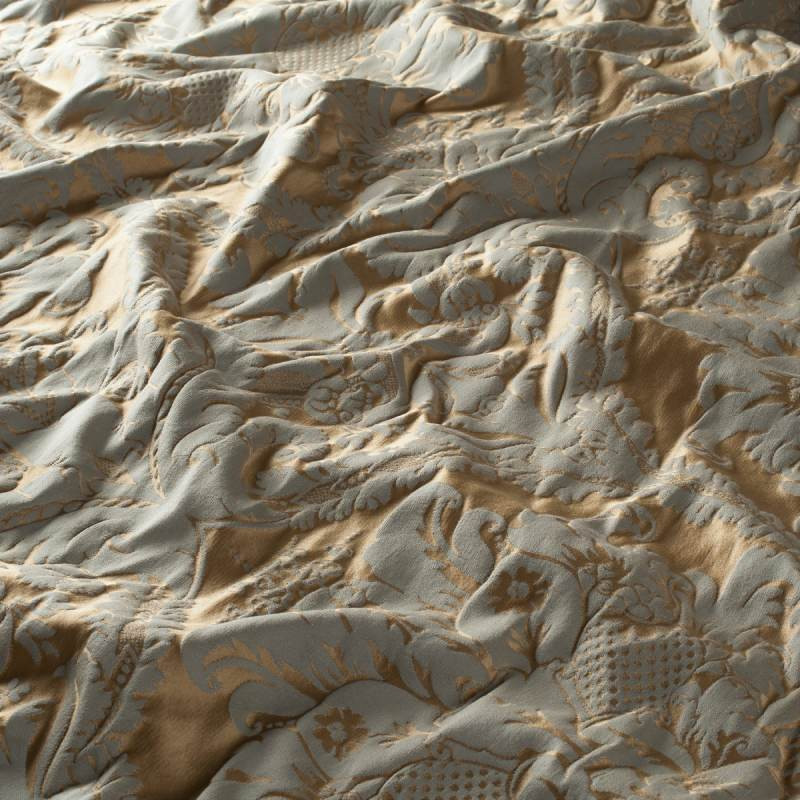 Jacquard tissé royal doré Jab | Artapisserie.fr